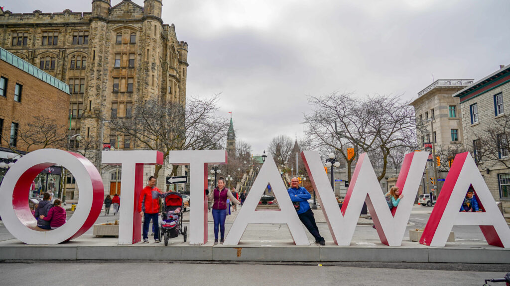 オタワのとりあえず見ておきたい観光スポット5選 | すんぽすと